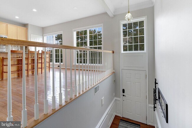 45781 Mountain Pine Square - 45781 Mountain Pine Square Sterling VA ...