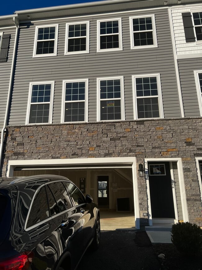 7 Cardinal Way - 7 Cardinal Way Mount Laurel NJ 08054 | Apartment Finder