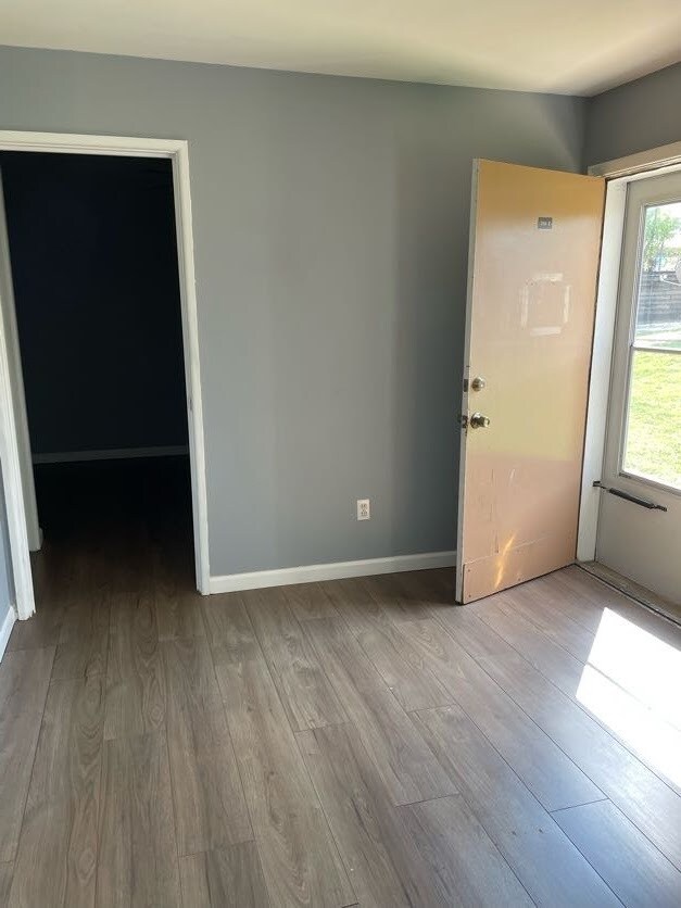 2524 Telegraph Rd - 2524 Telegraph Rd Saint Louis MO 63125 | Apartment ...