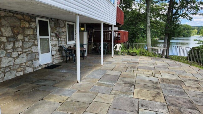 255 Lake Dr - 255 Lake Dr Lake Peekskill NY 10537 | Apartment Finder