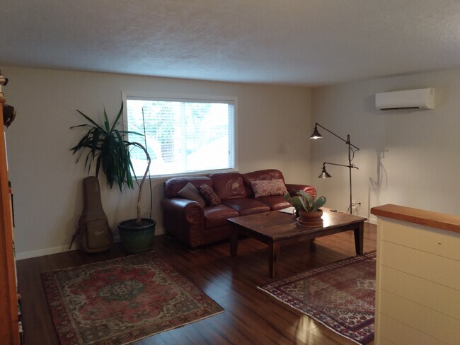 252 7th St - 252 7th St Ashland OR 97520 | Apartment Finder