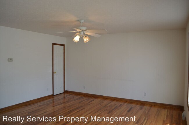 3 br, 2.5 bath House - 2524 Old Forest Roa... - 2524 Old Forest Rd ...