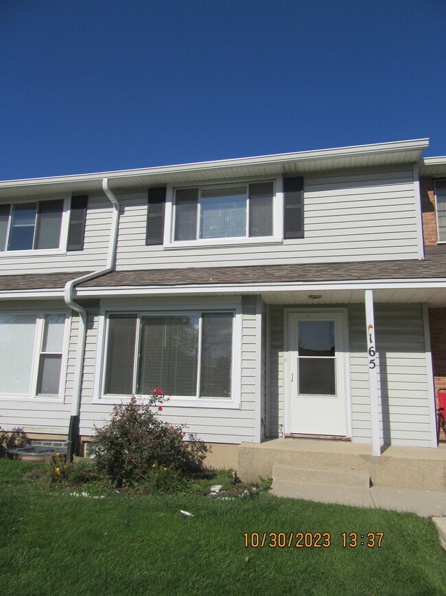 165 Hemlock St - 165 Hemlock St Park Forest IL 60466 | Apartment Finder