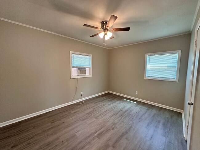 Exclusively Offered By Muse Realty Rentals... - 316 Little St Rock Hill ...