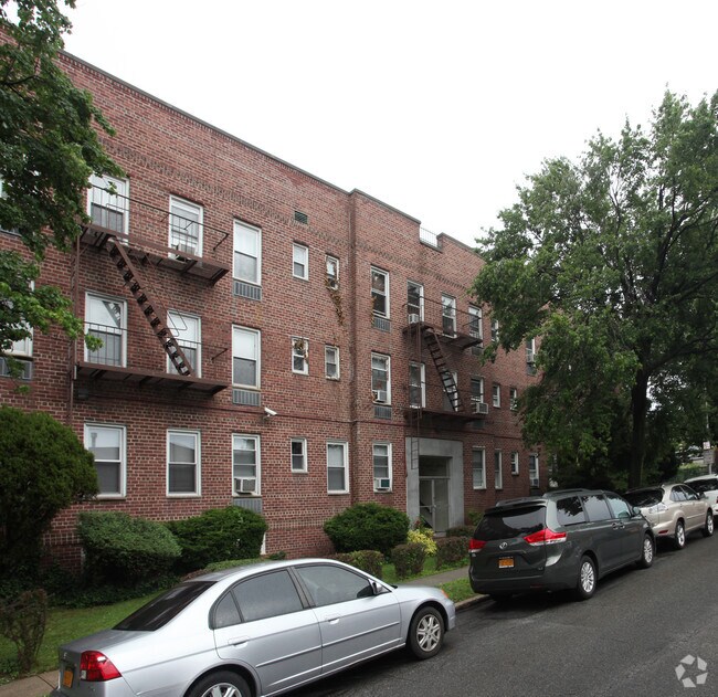 Daleglen Manor - 79-11 146th St Flushing NY 11367 | Apartment Finder