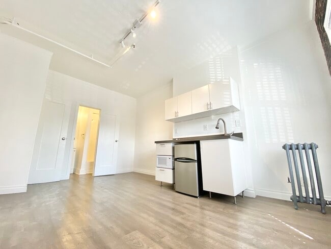 2200 W 8th St - 2200 W 8th St Los Angeles CA 90057 | Apartment Finder