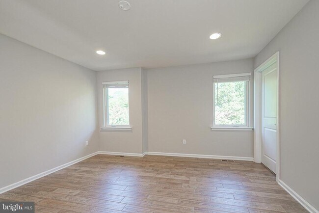 3 Regency Ct - 3 Regency Ct Cherry Hill NJ 08002 | Apartment Finder
