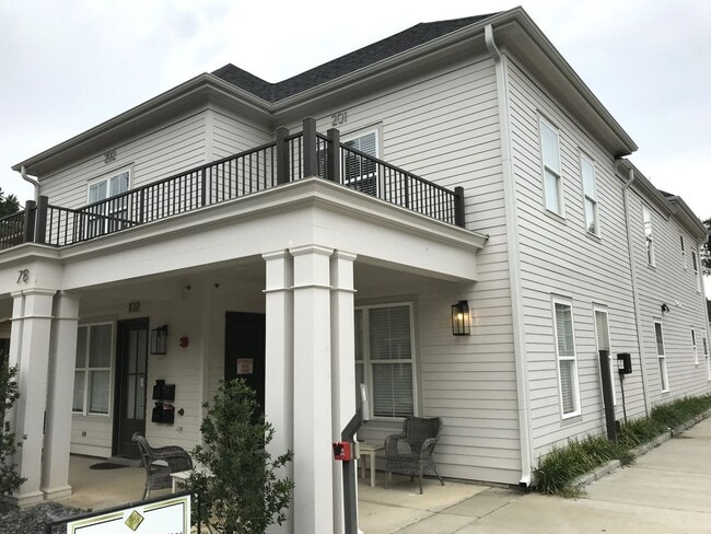 Overton Square Flat Now Available for leas... - 78 N Rembert St Memphis ...