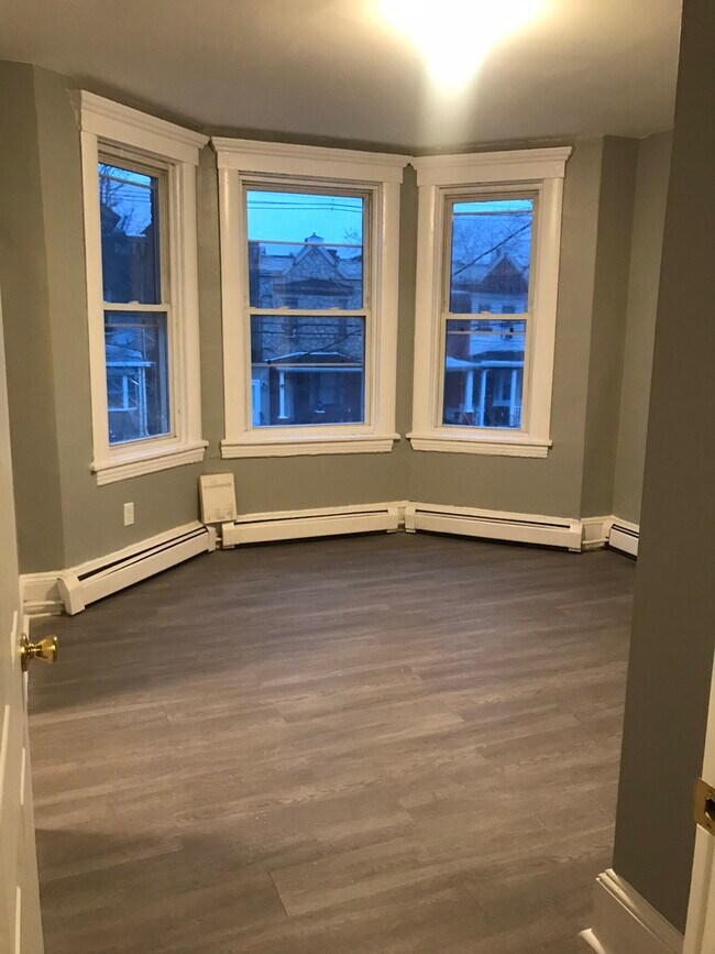 151 Lewis St - 151 Lewis St Perth Amboy NJ 08861 | Apartment Finder