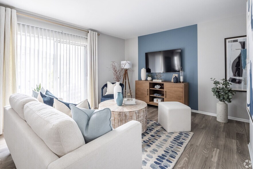 The Carlisle at Dunedin - 612 Grove Ct Dunedin FL 34698 | Apartment Finder