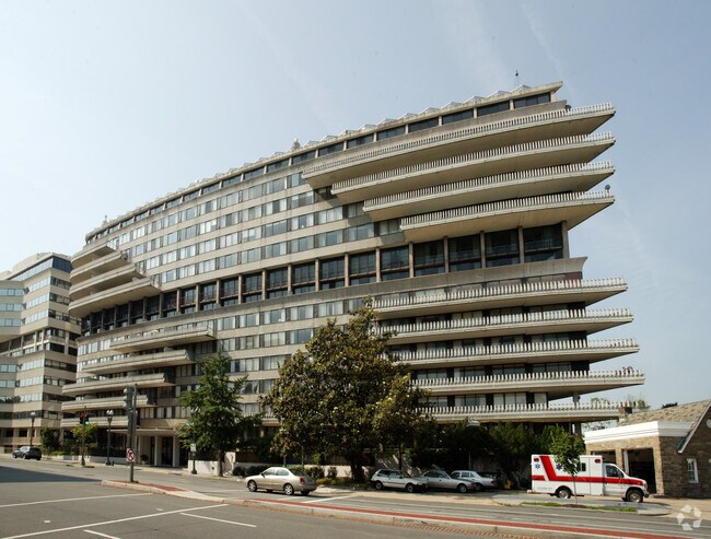 Watergate West Residences - 2700 Virginia Ave NW Washington DC 20037 ...