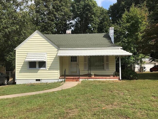 Beautiful little house - 2954 Isaacs Pl Greensboro NC 27408 | Apartment ...