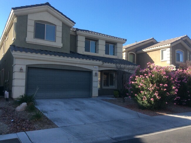 RHODES RANCH HOME WITH A GOLF COURSE VIEW ... - 33 Tall Ruff Dr Las ...