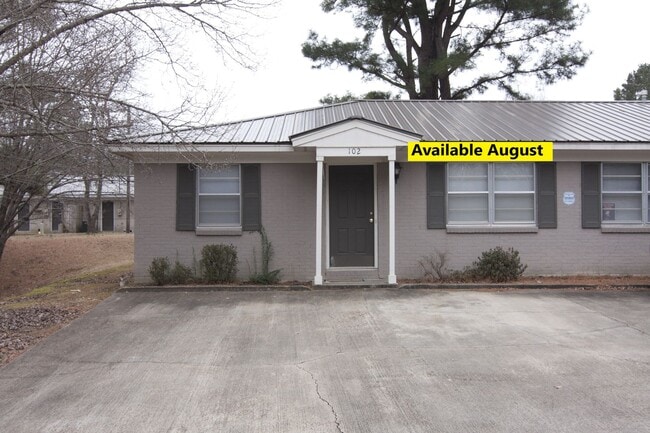 Cottage Pointe - 101 County Rd 1078 Oxford MS 38655 | Apartment Finder