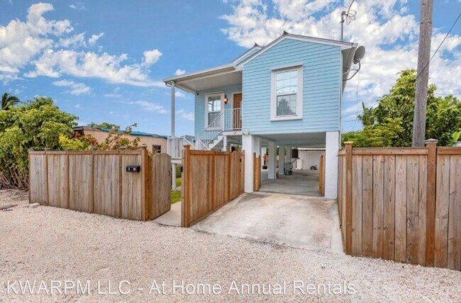4 br, 1.5 bath House - H16 Miriam Street - H16 Miriam St Key West FL ...
