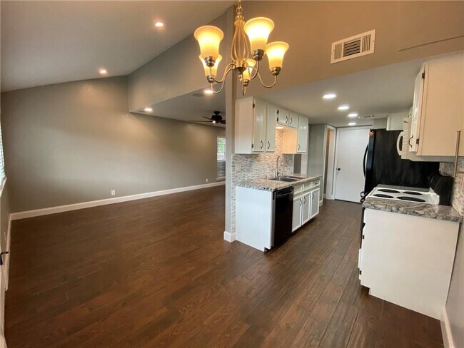 8710 Clearbrook Trail - 8710 Clearbrook Trail Austin TX 78729 ...