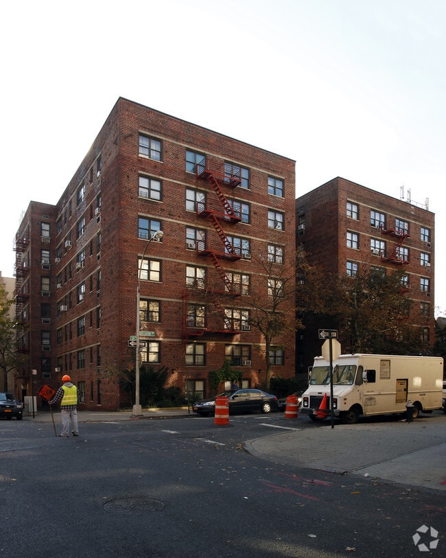 3176 Decatur Ave - 3176 Decatur Ave Bronx NY 10467 | Apartment Finder