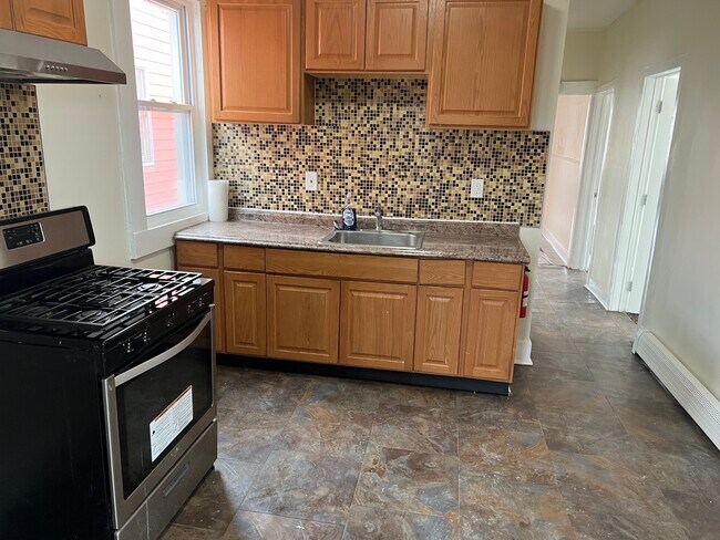 267 Clinton Pl - 267 Clinton Pl Newark NJ 07112 | Apartment Finder