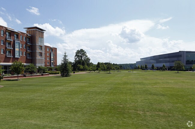 NC State University Wolf Ridge Apartments - Raleigh, NC | Apartment Finder