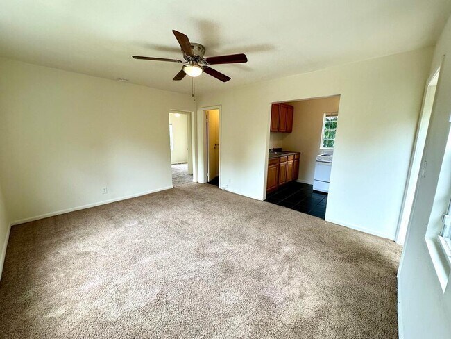 808 30th St - 808 30th St West Palm Beach FL 33407 | Apartment Finder