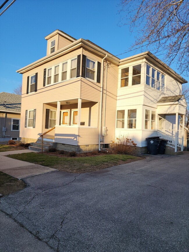 50 Sawyer St - 50 Sawyer St Nashua NH 03060 | Apartment Finder