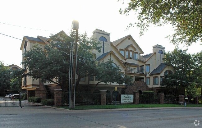 Springs Apartments - 4810 Cedar Springs Rd Dallas TX 75219 | Apartment ...