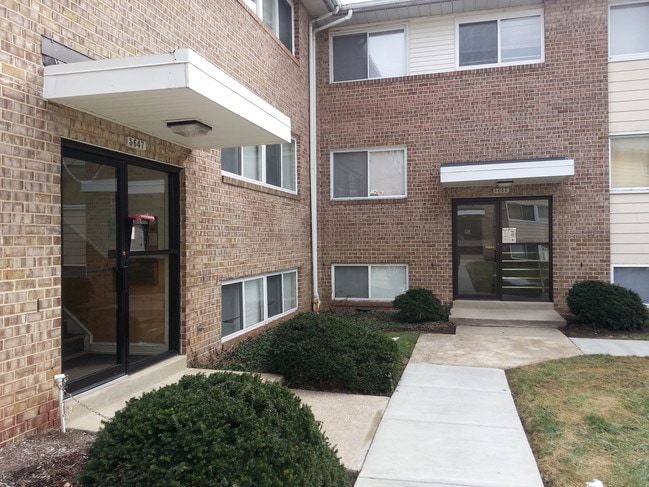 Courtyard Apartments - Baltimore, MD | Apartment Finder