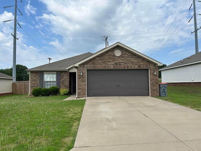 Barling Home Coming Soon (flexible availab... - 217 Regency Dr Barling ...