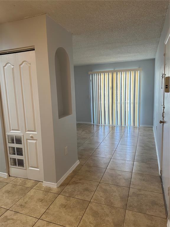 946 Lake Destiny Rd - 946 Lake Destiny Rd Altamonte Springs FL 32714 ...