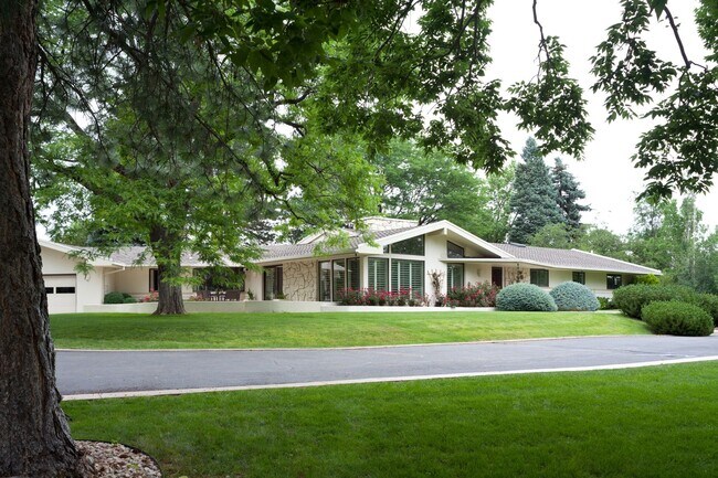 Modern Ranch Retreat in Bow Mar - 5416 Sunset Dr Bow Mar CO 80123 ...