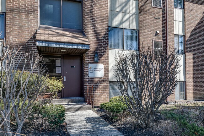 9921 Bustleton Ave - 9921 Bustleton Ave Philadelphia PA 19115 ...