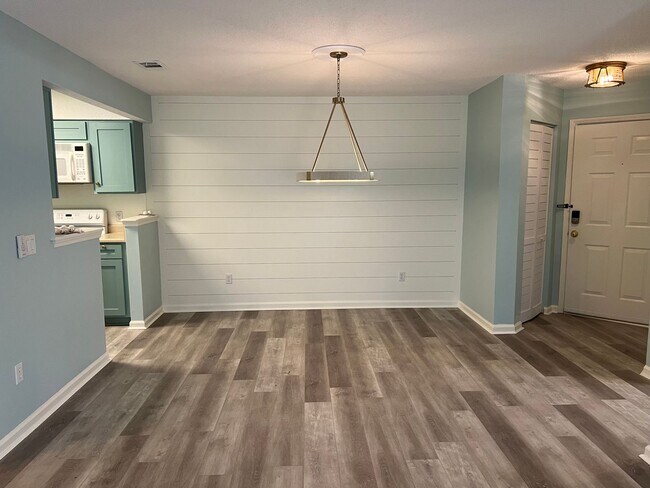 Beautifully Updated Forest Cove - 18 Forest Cove Rd Hilton Head Island ...