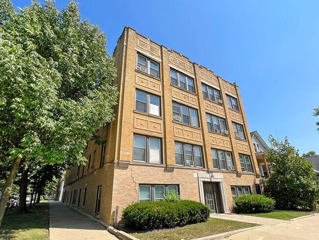 2659 N Springfield Ave - 2659 N Springfield Ave Chicago IL 60647 ...