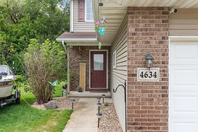 4632/4634 Ridge Court - 4634 - 4632-4634 Ridge Ct Manitowoc WI 54220 ...
