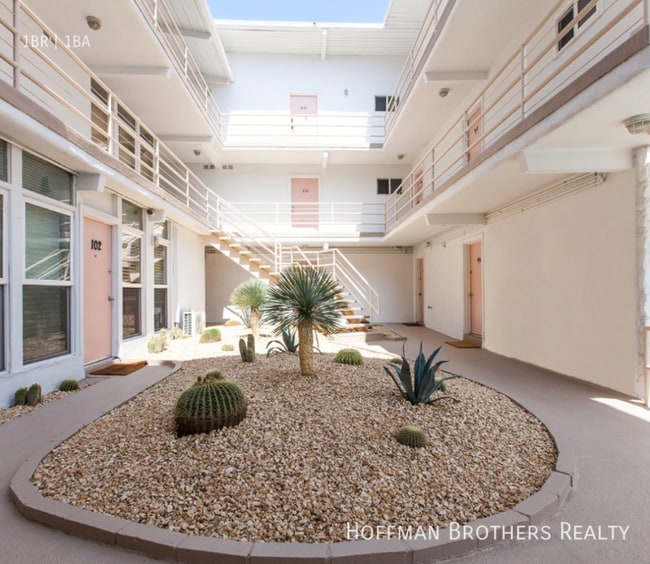 6871 Franklin Ave Los Angeles, CA 90028 - 6873 Franklin Ave Los Angeles ...