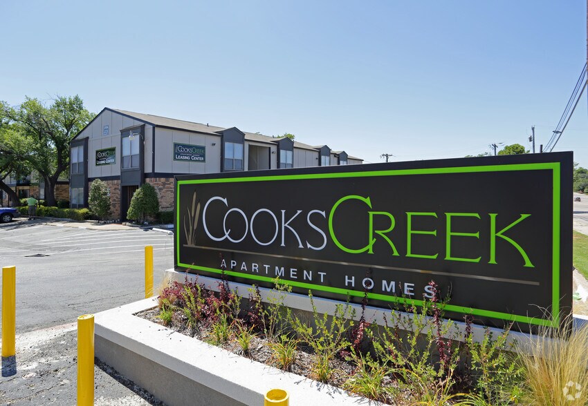 Cooks Creek 2706 Cookscreek Pl Farmers Branch Tx 75234 Apartment Finder