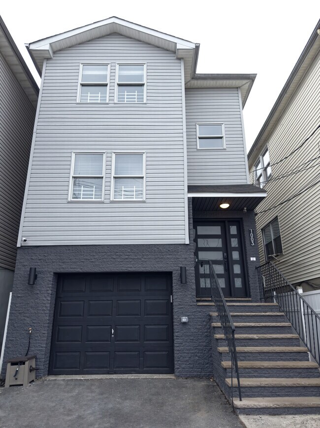 1005 Garfield Ave - 1005 Garfield Ave Jersey City NJ 07304 | Apartment ...