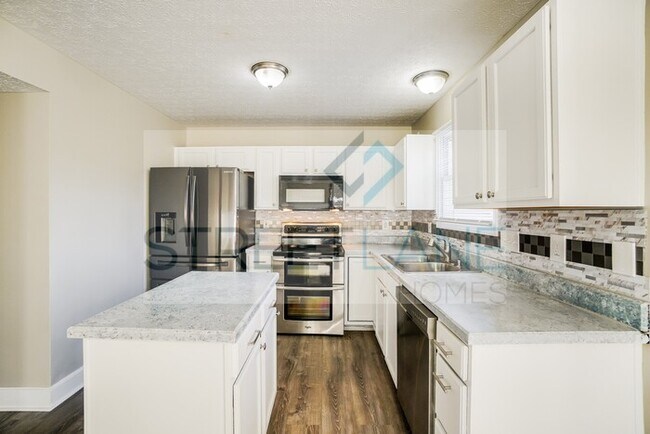 REDUCED!- Now offering $500 off first full... - 4573 Dungannon Dr Grove ...