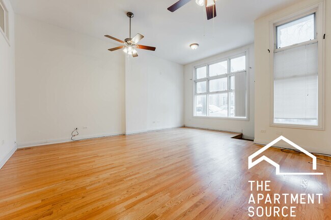 3338 N Sheffield Ave - 3338 N Sheffield Ave Chicago IL 60657 ...