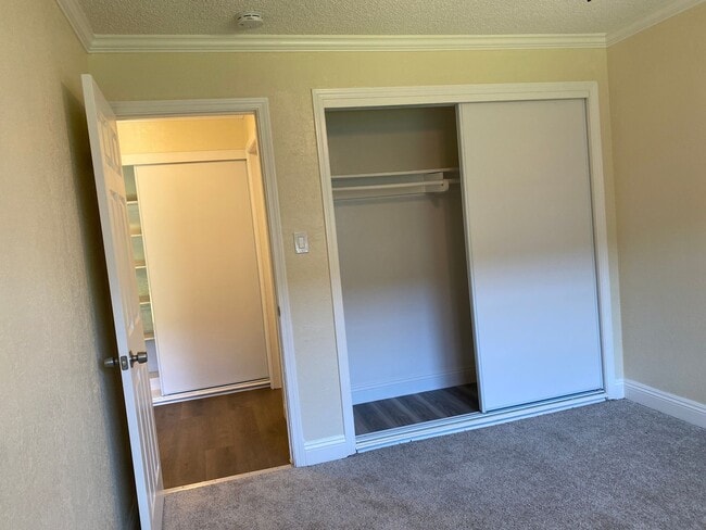 Welcome to SkyView Villa & Somerset Apartments! - 2501 Edison Ave Sacramento CA 95821 ...