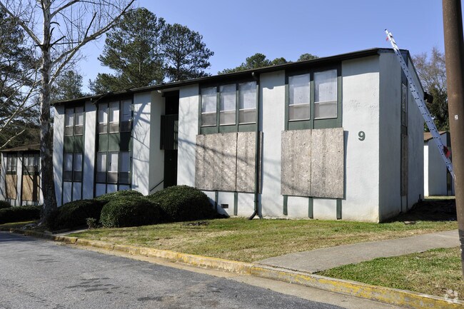 Martin Manor - 2950 Martin Luther King Jr Dr SW Atlanta GA 30311 ...