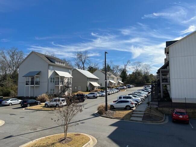 Prospect 519 - 519 N Clark St Milledgeville GA 31061 | Apartment Finder