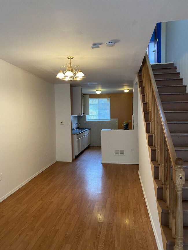 328 S Calhoun St - 328 S Calhoun St Baltimore MD 21223 | Apartment Finder