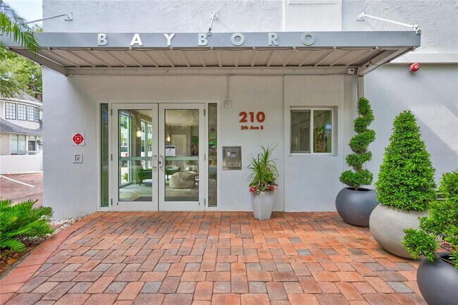 210 5th Ave S - 210 5th Ave S Saint Petersburg FL 33701 | Apartment Finder