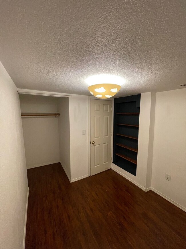 ALL UTILITIES INCLUDED - 3 bed duplex - 1503 Delta St Klamath Falls OR 97601 | Apartment Finder