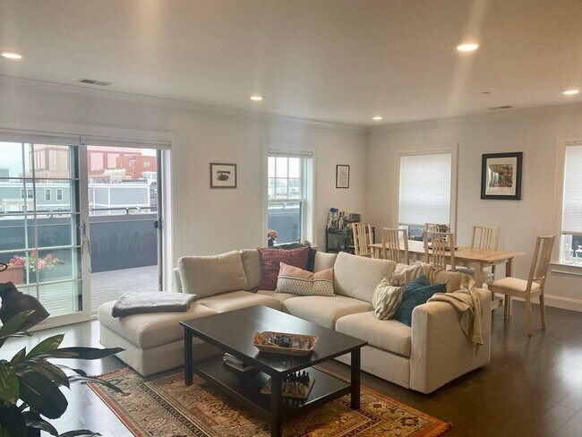 728 E Broadway - 728 E Broadway Boston MA 02127 | Apartment Finder