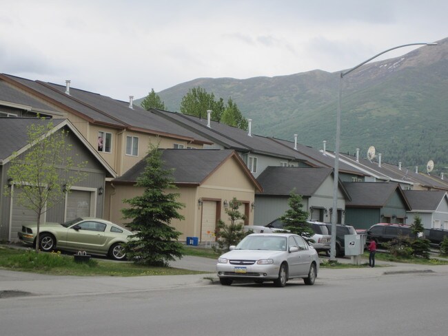 Chugach Foothills Townhomes - 8101-8221 E 36th Ave Anchorage AK 99504 ...