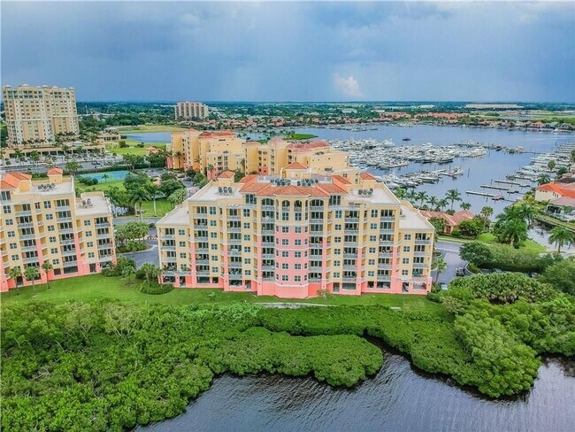Gorgeous & Expansive Marina & Manatee Rive... - 615 Riviera Dunes Way ...