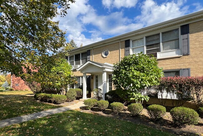 1702 E Northwest Hwy - 1702 E Northwest Hwy Arlington Heights IL 60004 ...