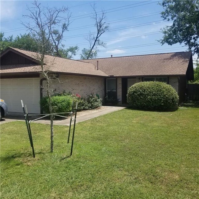 4513 Bucks Run - 4513 Bucks Run Austin TX 78744 | Apartment Finder